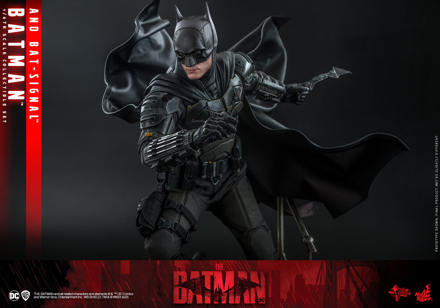 The Batman and Bat-Signal Sixth Scale Figure Collectible Set - Comic ...