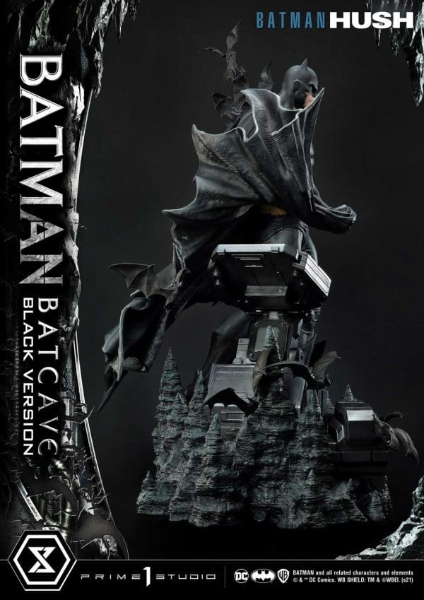 Batman Batcave Black Variant 1:3 Scale Statue Diorama - Comic Concepts