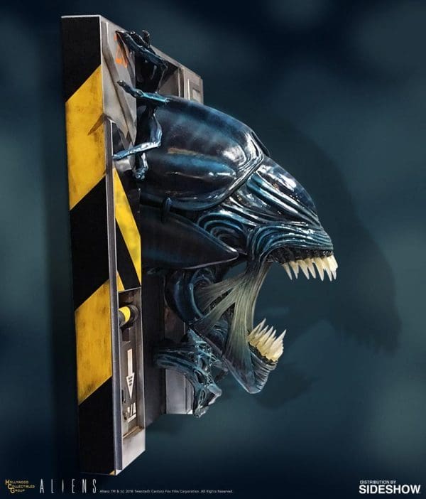 Alien Queen Life-Size Wall Art - Comic Concepts