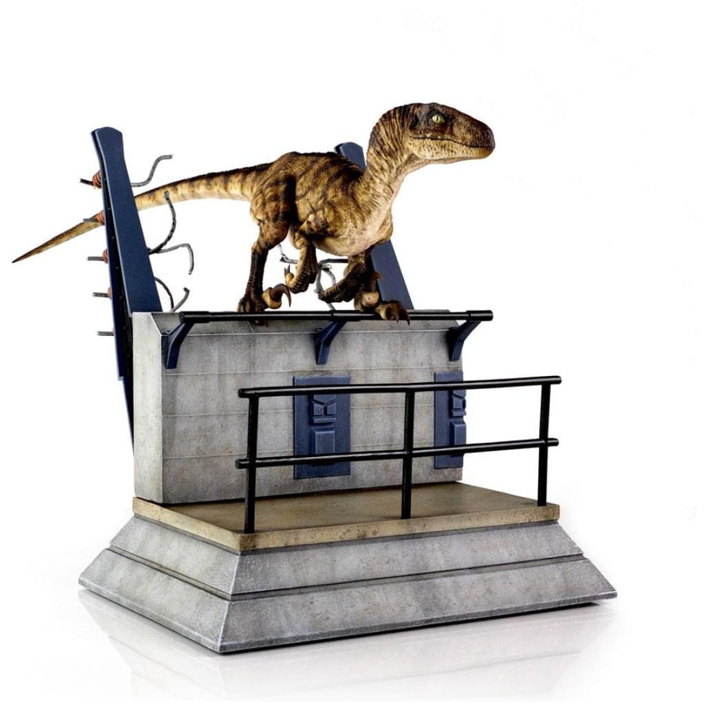 Breakout Raptor Statue – Comic Concepts