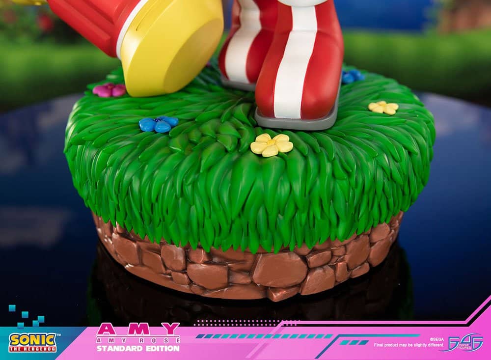 Sonic The Hedgehog Amy Rose Statue - Comic Concepts