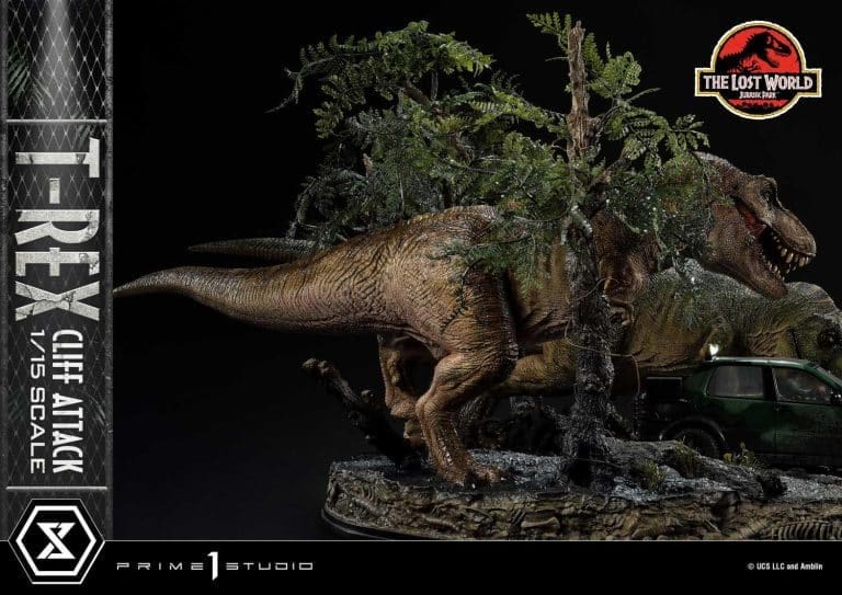 Jurassic Park T-Rex Cliff Attack Statue – Comic Concepts