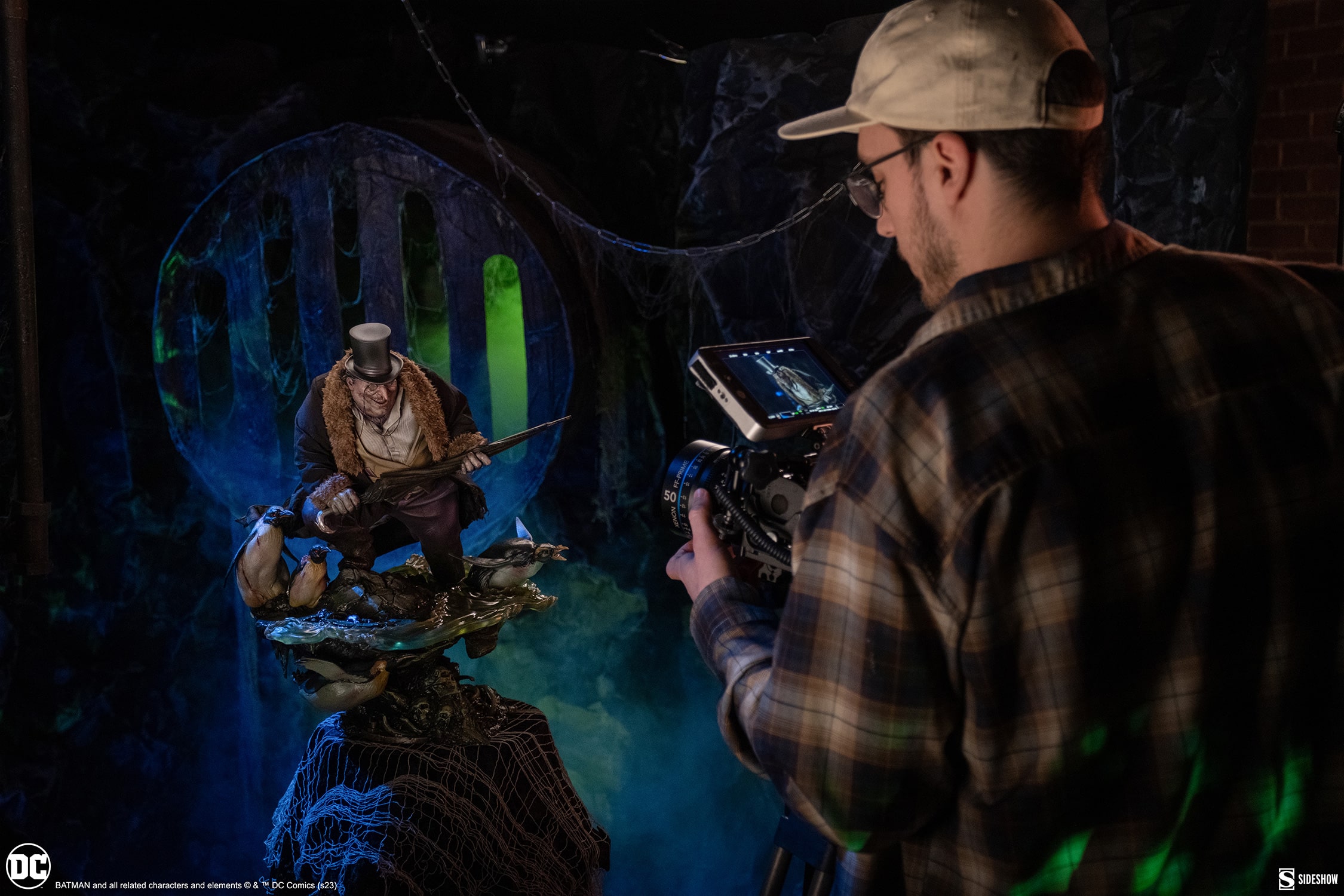 Sideshow Collectibles The Penguin Premium Format Figure Limited ...