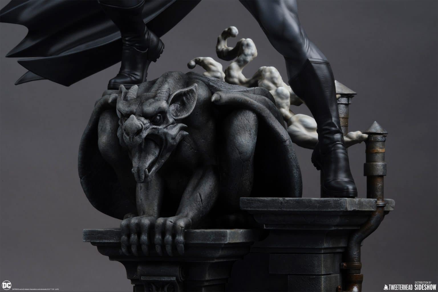 Tweeterhead Batman Maquette Black and Gray Edition - Comic Concepts