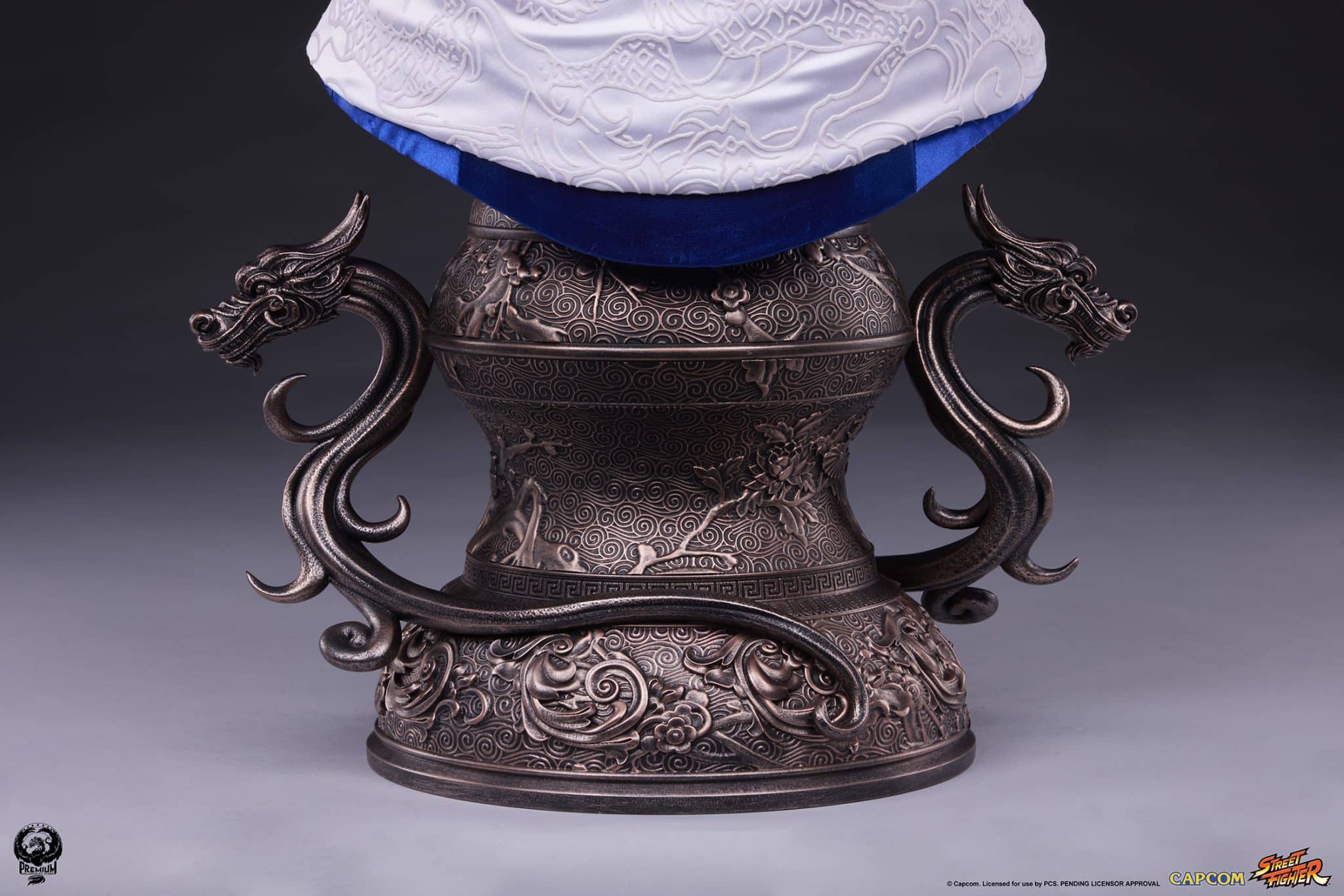 PCS Chun-Li Life-Size Bust Street Fighter Limited Collectible - Comic ...