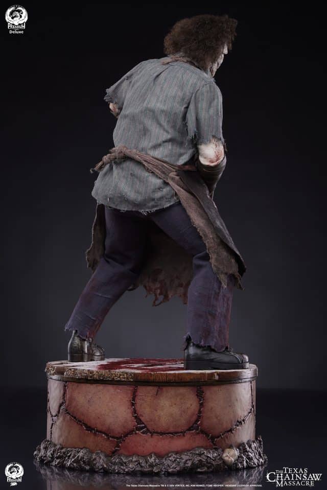 PCS Leatherface Statue Deluxe Edition 1/4 Scale Collectible – Comic ...