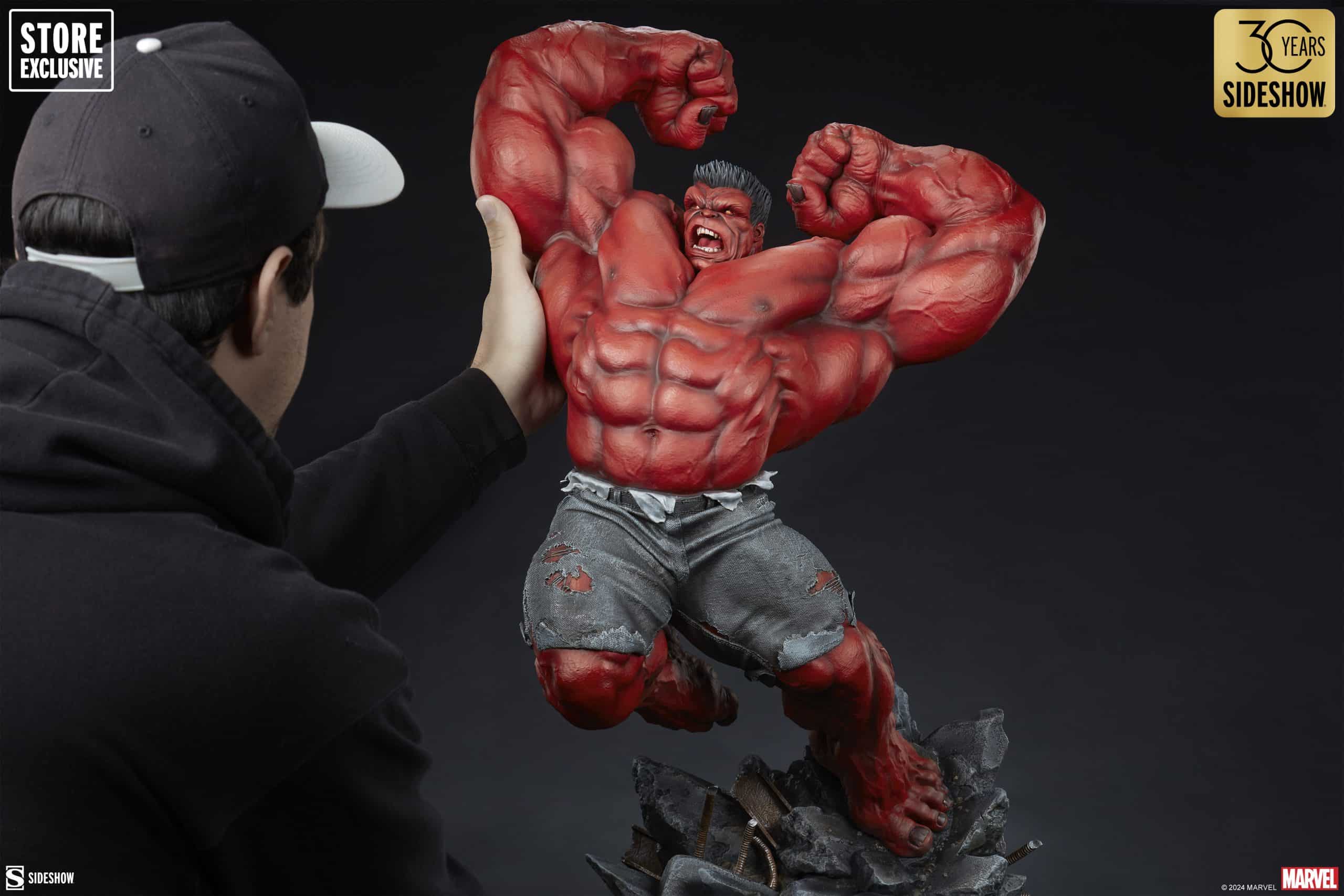 Sideshow Collectibles Red Hulk Thunderbolt Ross Premium Format Figure ...