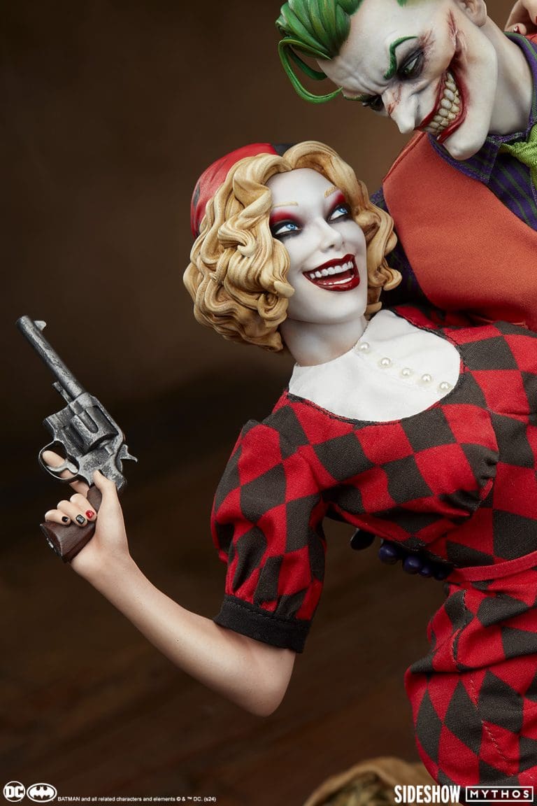 Sideshow Collectibles The Joker and Harley Quinn Lawless Love Statue ...
