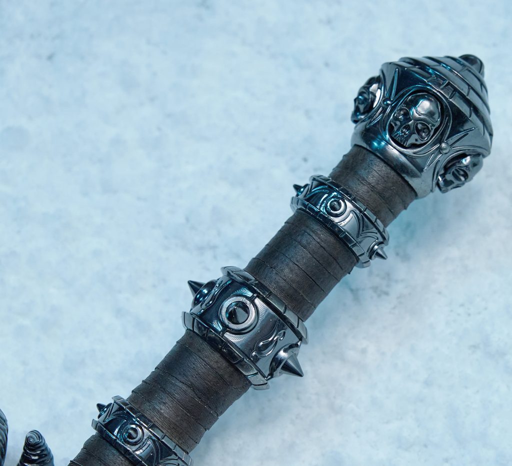 Frostmourne Sword Premium Life-Size Replica Warcraft Limited ...