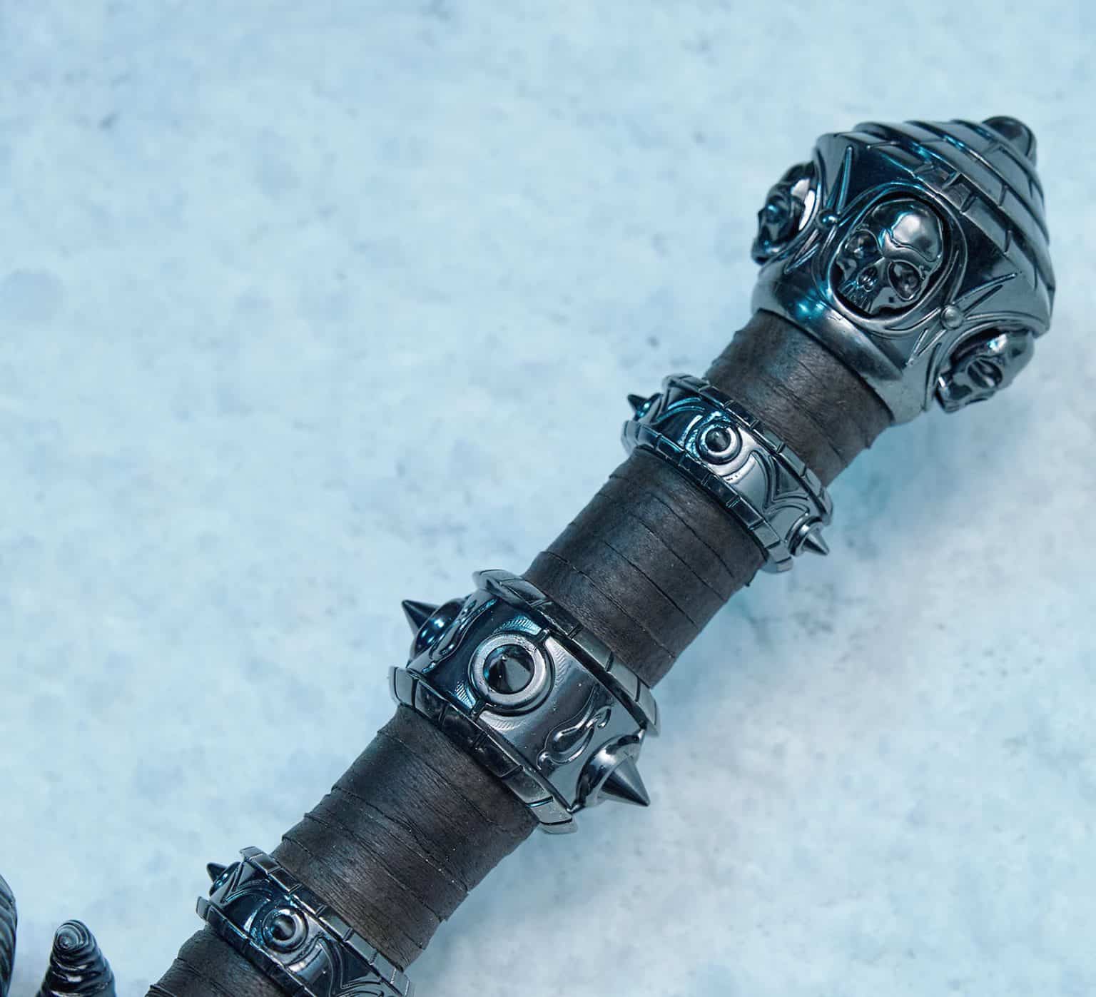 Frostmourne Sword Premium Life-Size Replica Warcraft Limited ...