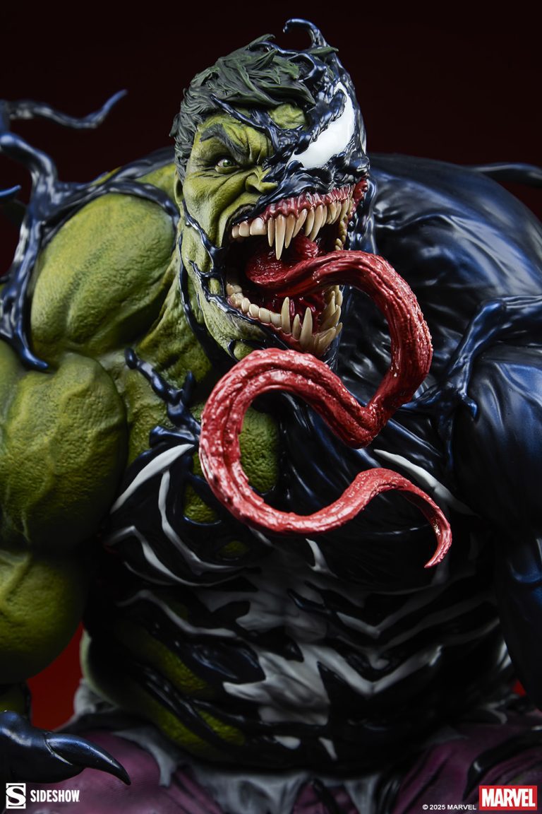 Venomized Hulk Premium Format Figure - Comic Concepts