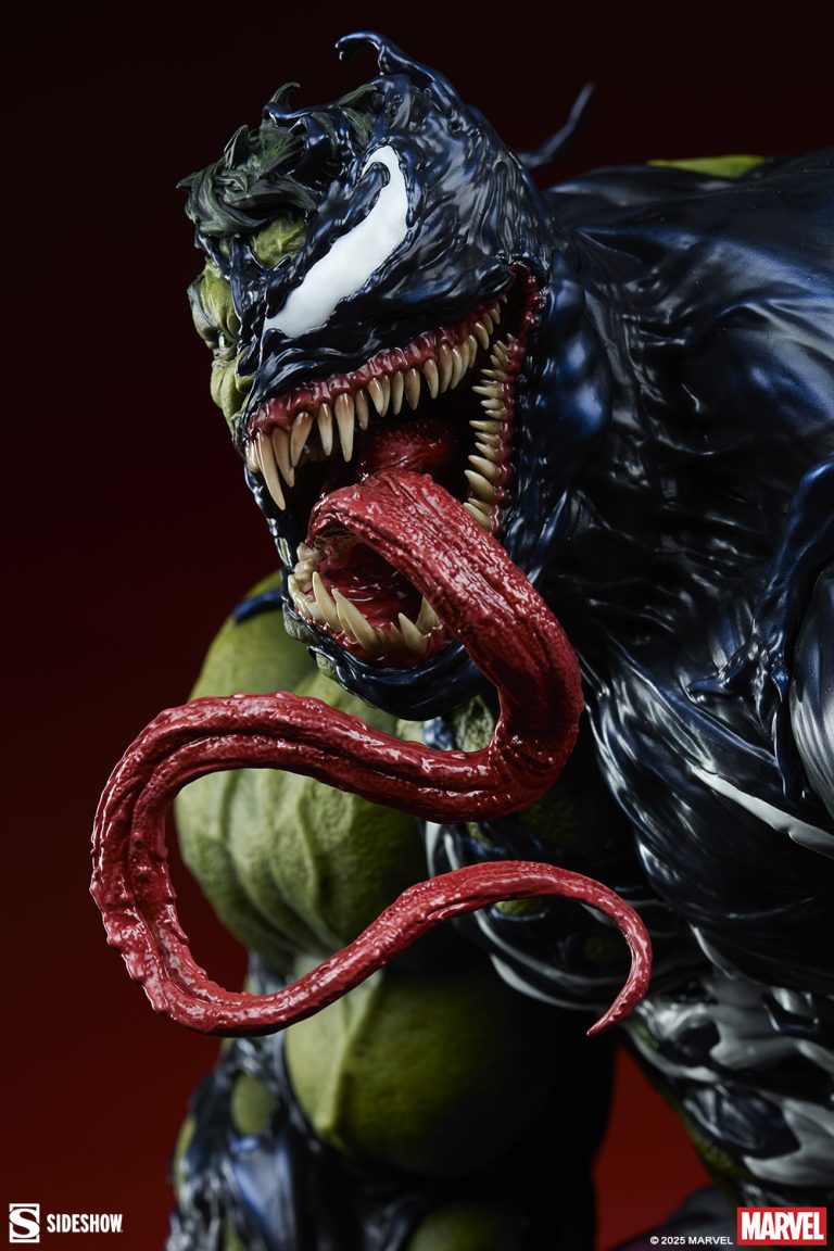Venomized Hulk Premium Format Figure - Comic Concepts