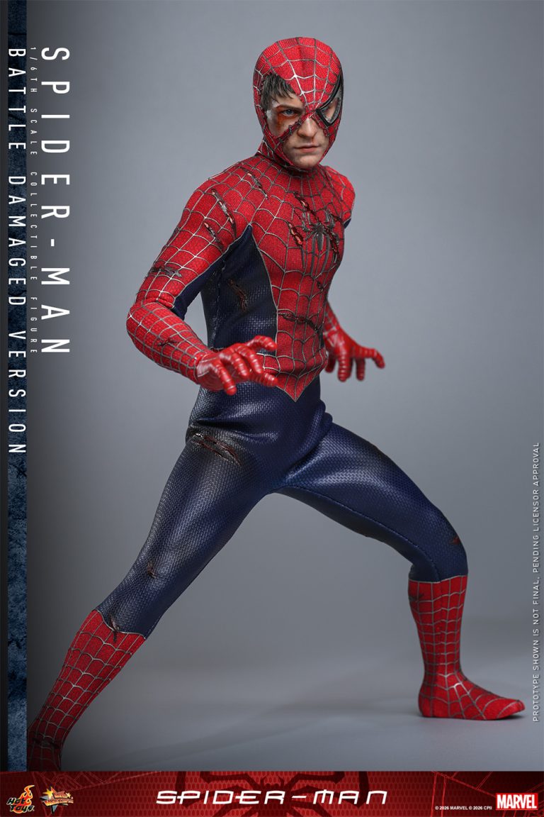 Spider-Man Battle Damaged Sixth Scale Figure Tobey Maguire Variant ...