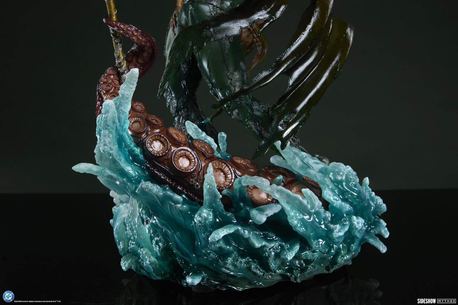 Aquaman: Lord Of The Deep Premium Format Figure – Comic Concepts