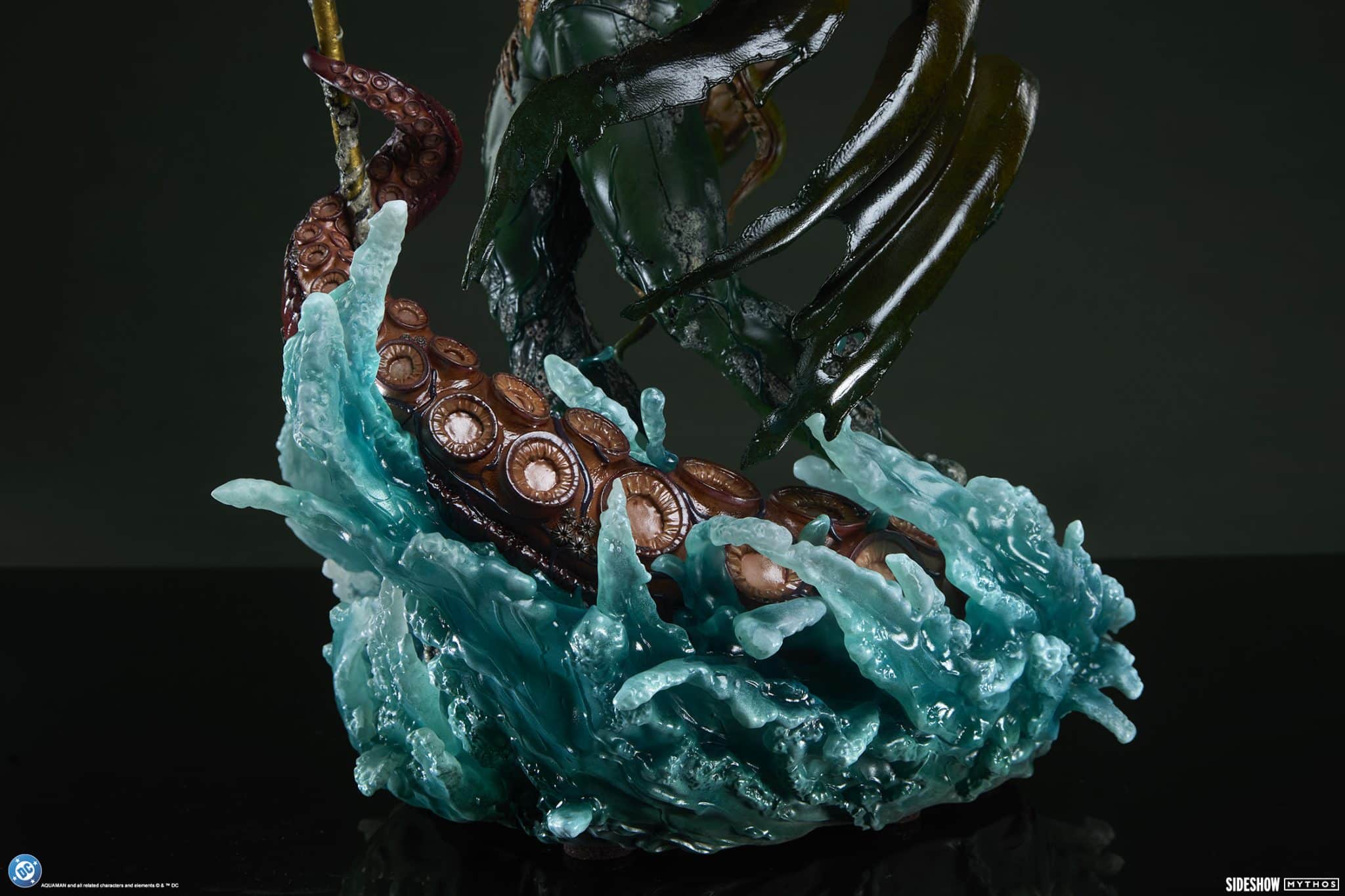 Aquaman: Lord Of The Deep Premium Format Figure – Comic Concepts